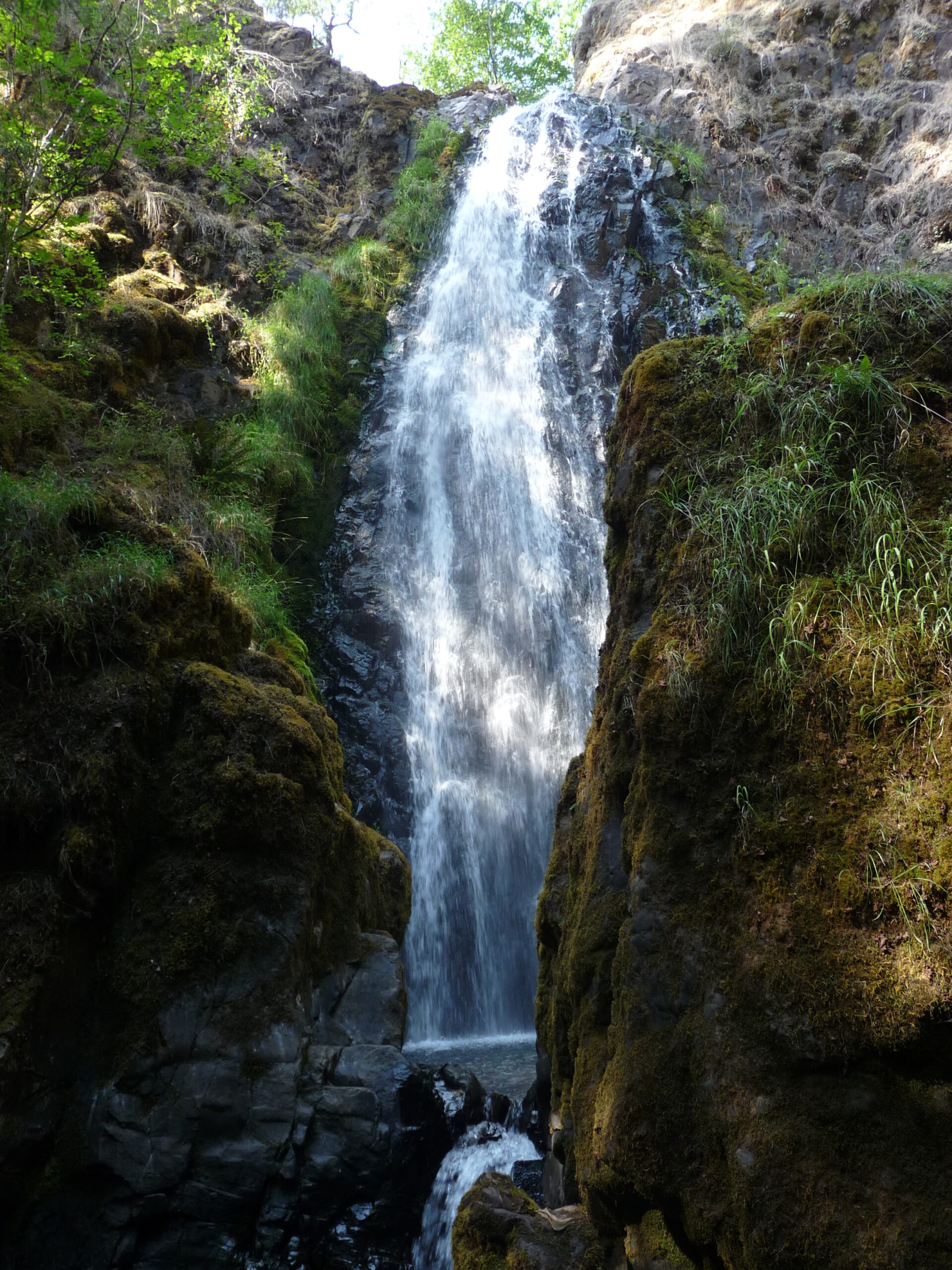 Day or Two Trip: A Journey Along Oregon's Waterfall Highway 138 - A ...